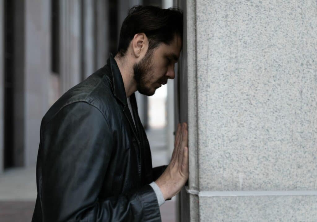 Kratom Withdrawal: Duration, Signs, Causes and Treatment