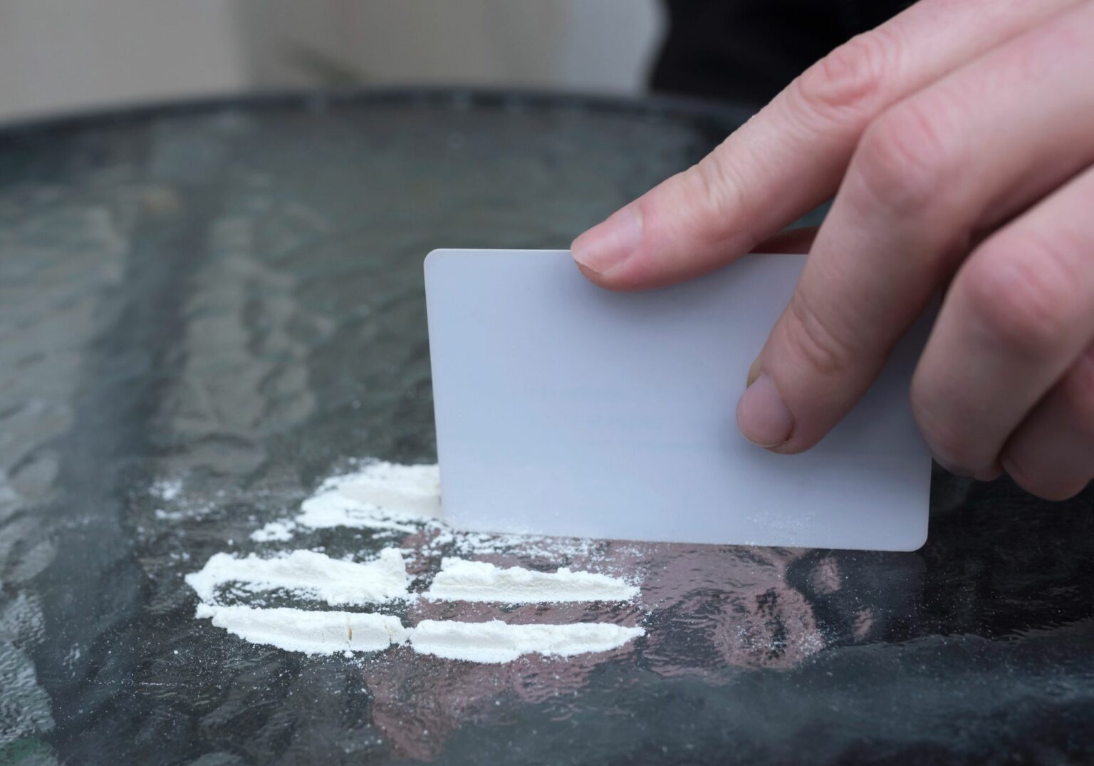 Signs of Snorting Drugs | Hope Harbor Wellness