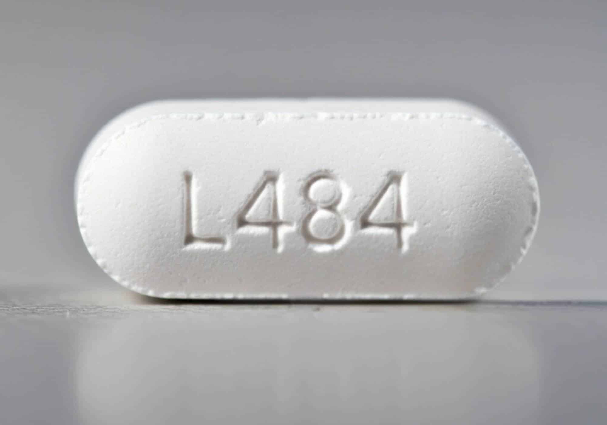 What Is the L484 Pill? Uses, Side Effects and Safety