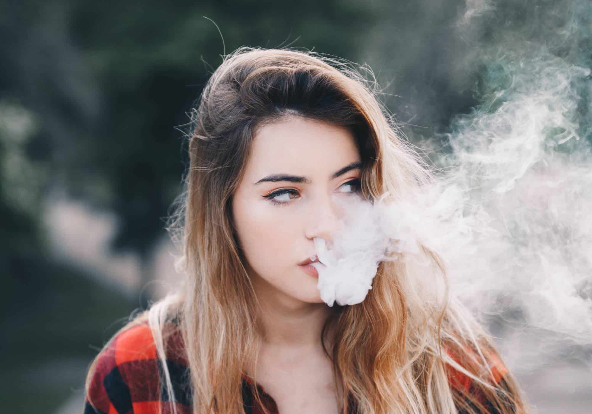 What Is Relapsing? Understanding the Warning Signs