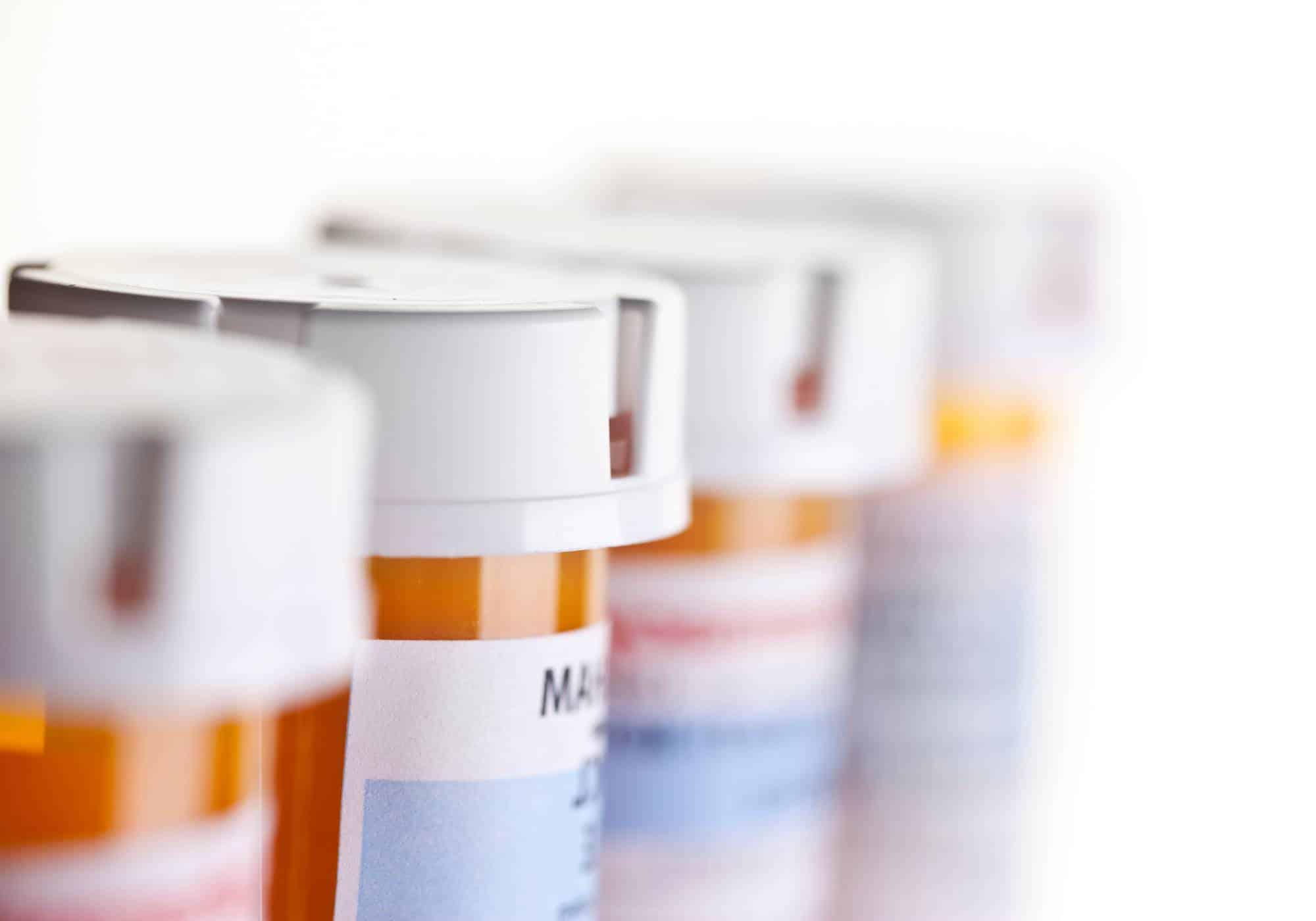 Dangers of Snorting Heroin: Risks, Signs & Effects