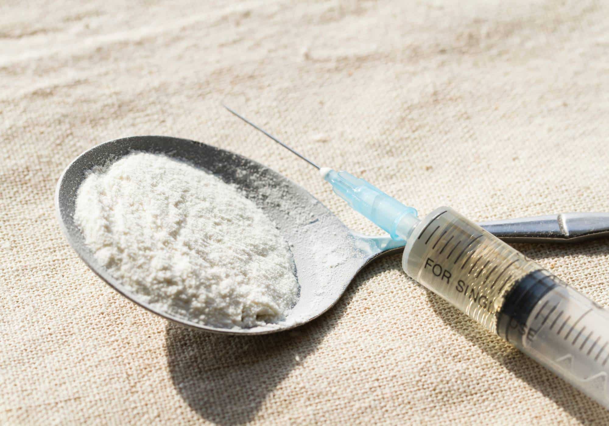 What Does Crack Look Like? Appearance & Risks | Hope Harbor